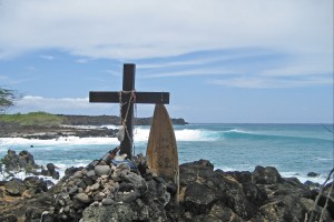 Surfer Memorial at La Perouse | Welcome to Maui